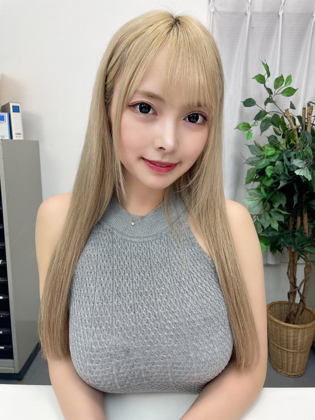 兰兰(蘭々,RANRAN)- 图片 - xb1