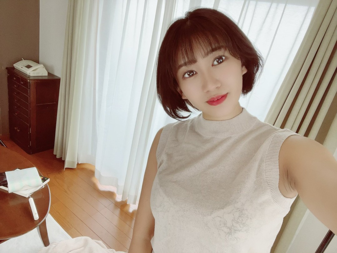 美波桃(美波もも,Minami Momo)- 图片 - xb1