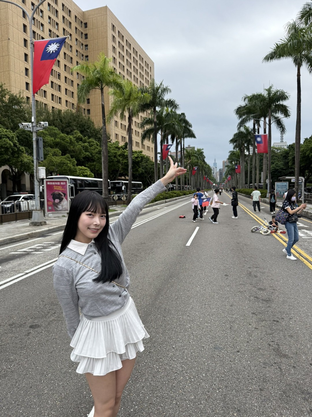 兰兰(蘭々,RANRAN)- 图片 - xb1