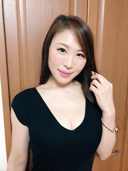 凛音桃花(凛音とうか,Rinne Toka)- 图片 - xb1