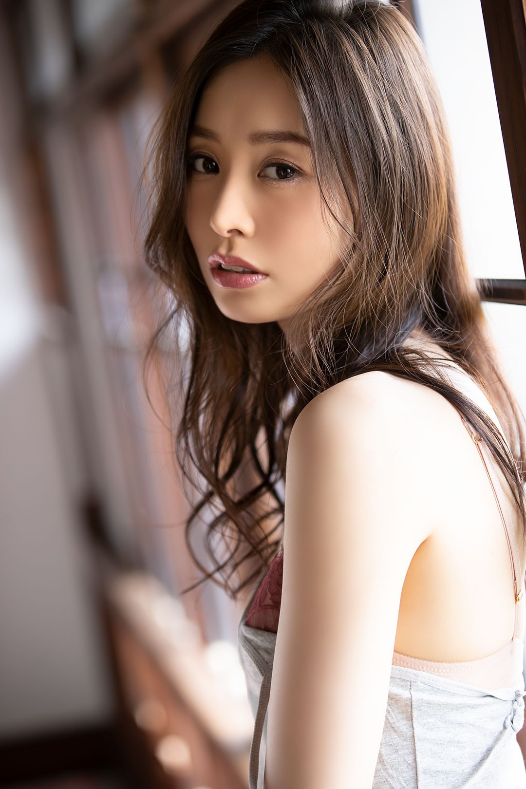 夏目彩春(Natsume Iroha)- 图片 - xb1