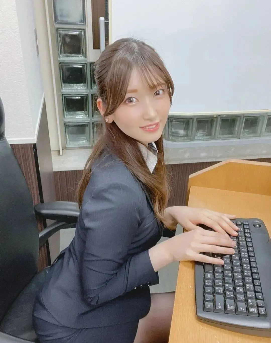 香椎花乃(香椎花乃,Kashii Kano)- 图片 - xb1